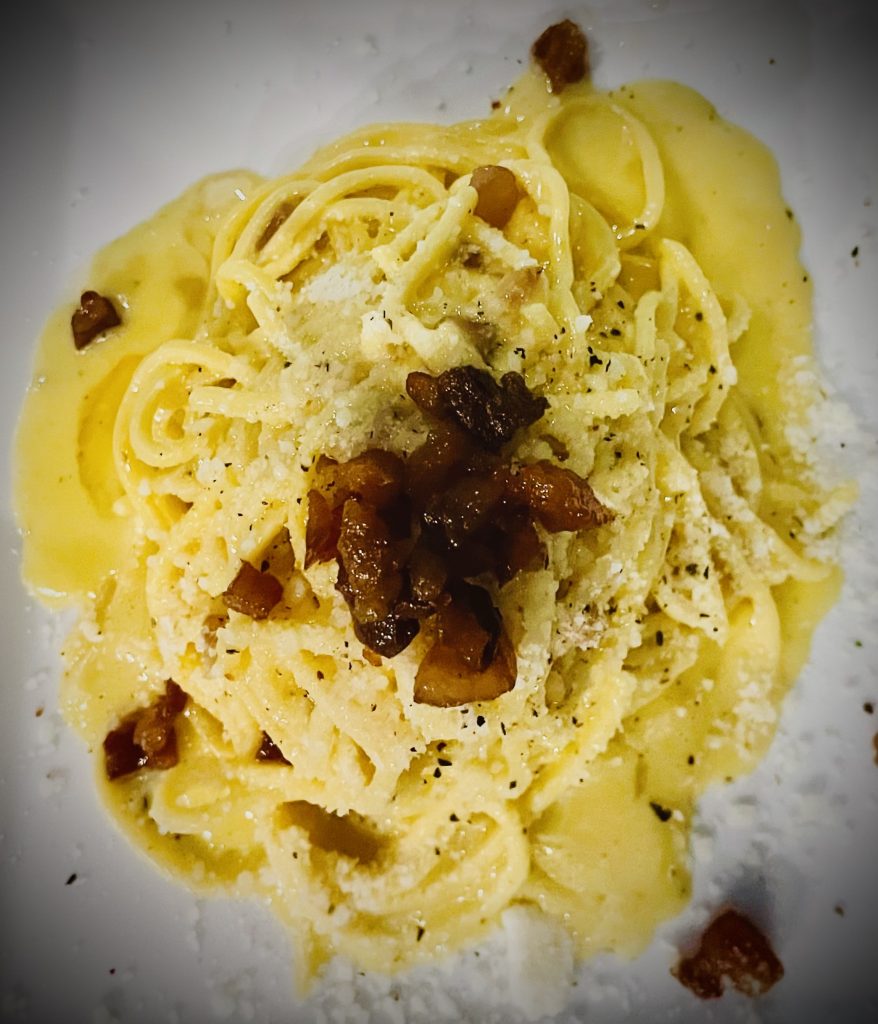 Di Gusto – Felipe's Backyard